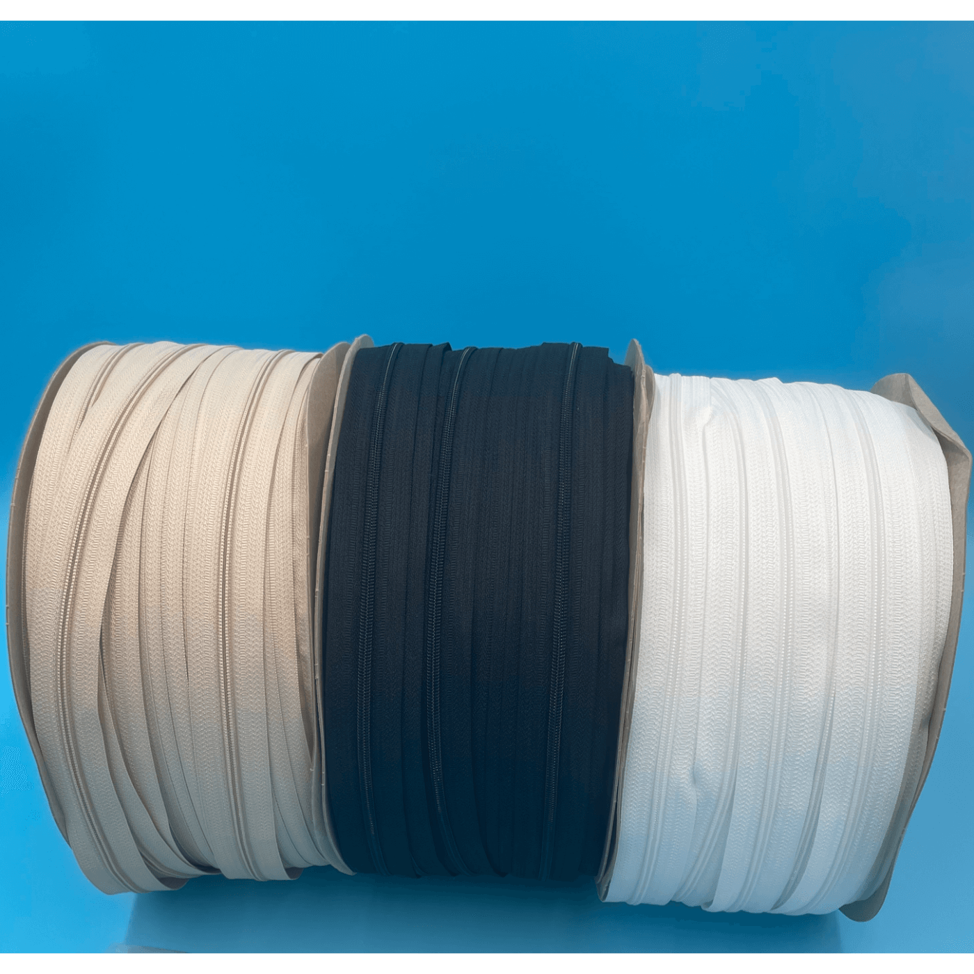 Nylon Zipper Roll Various Sizes / Colors 200-300yds