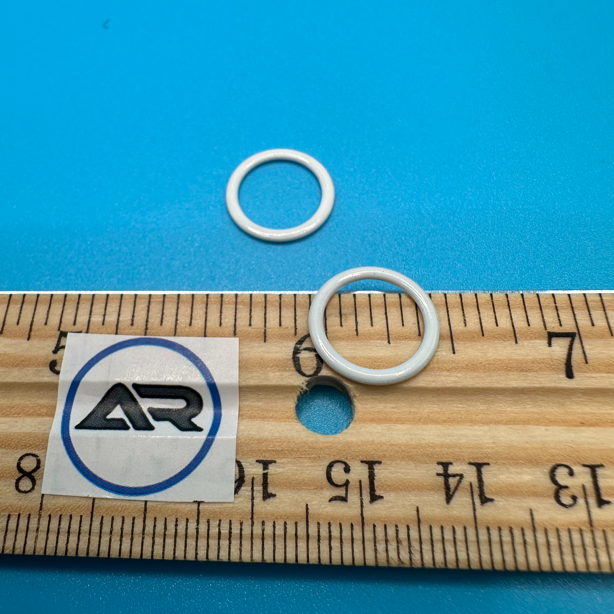 3/8" White Metal Roman Shade Rings (1,000/bag)